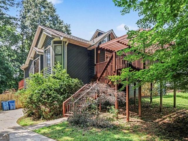 2711 Old Coach Rd, Duluth, GA 30096