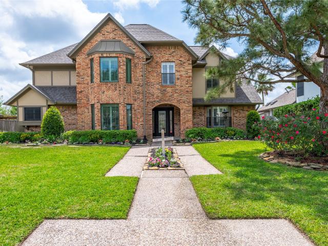 2711 Bent Tree Trail