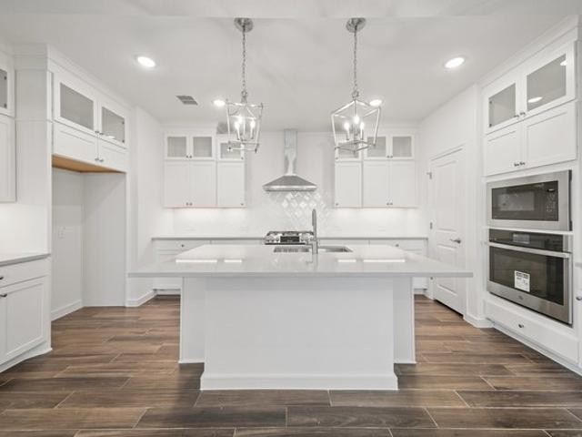 2711 Dark Lantern Dr, Rosenberg, TX 77471