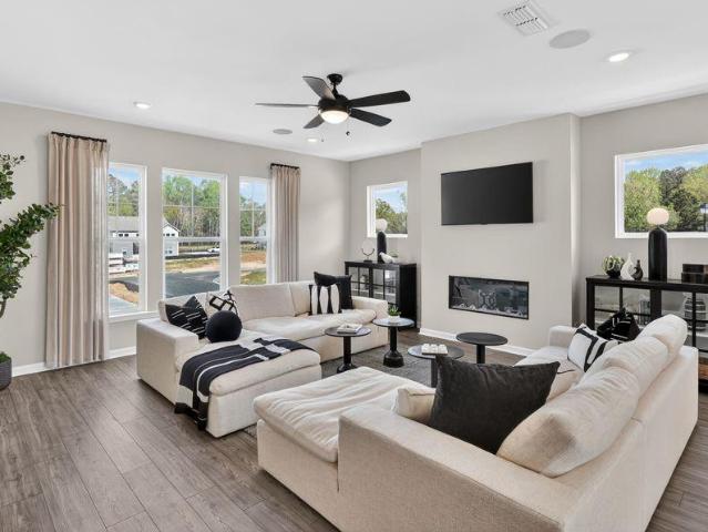 2711 Dreycott Lane