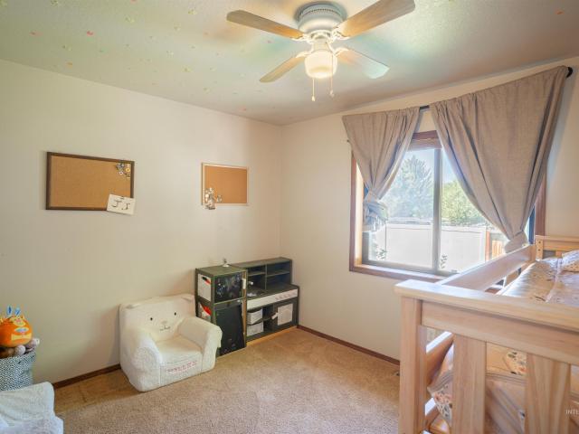 2711 Elizabeth Blvd