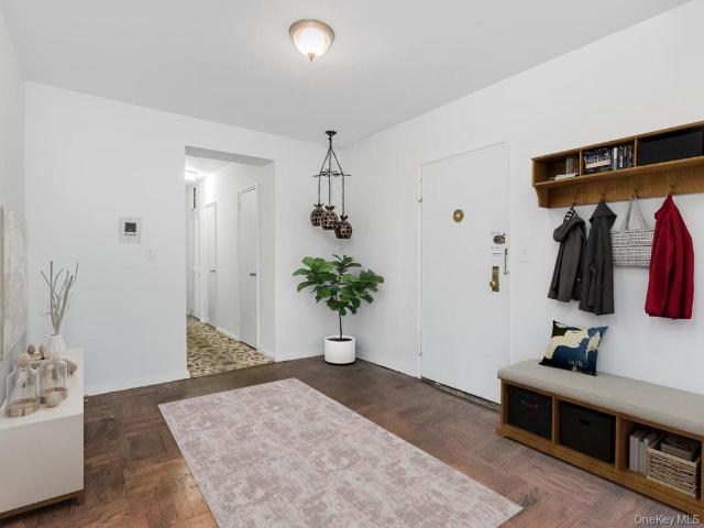 2711 Henry Hudson Parkway 6D
