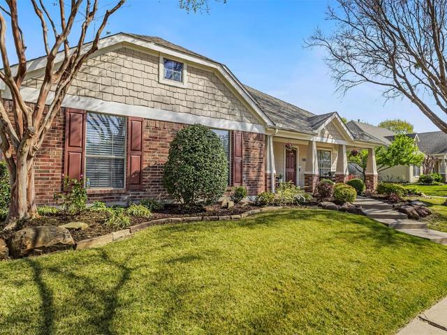 2711 Kennedy Drive
