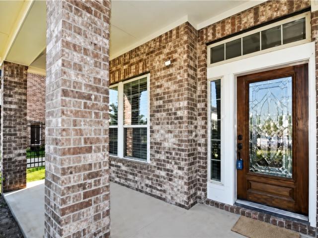 2711 Kestrel Trace Lane