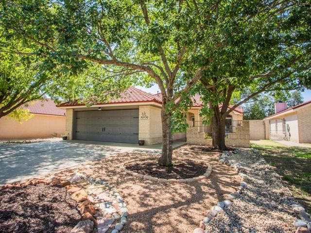 2711 Regis St, Lubbock, TX 79415