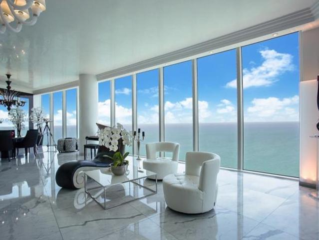 2711 S Ocean Dr #3905 Hollywood, FL 33019
