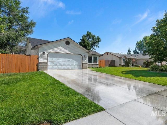 2712 Muskrat Ave