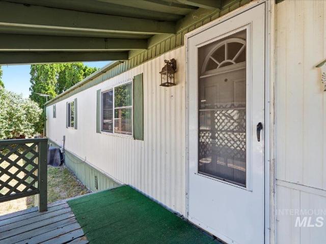 2712 N Argentina Ln