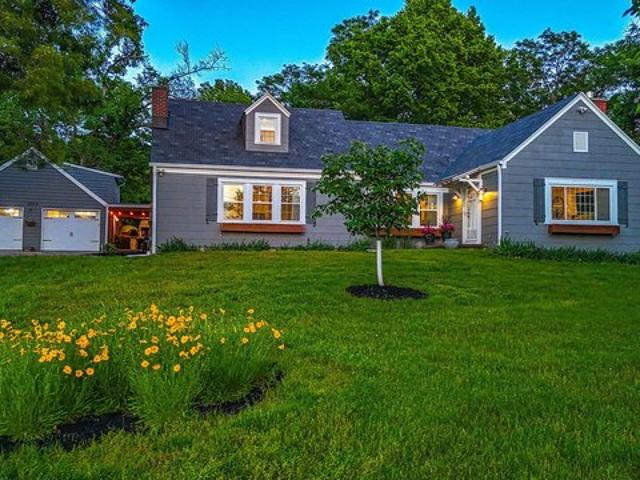 2712 N Oakland Gravel Rd, Columbia, MO 65202