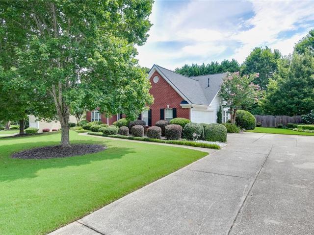 2712 Bogan Creek Drive