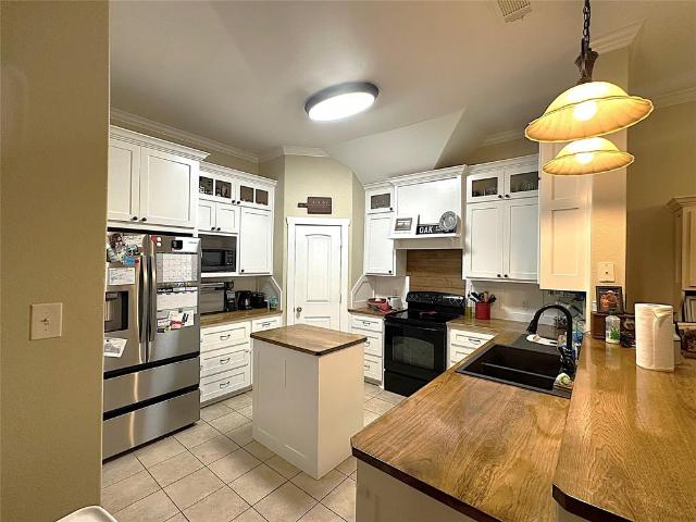 2712 Claydon Drive