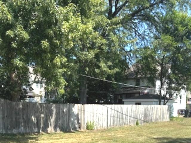 2712 Elizabeth Ave, Zion, IL 60099 | MLS #12512