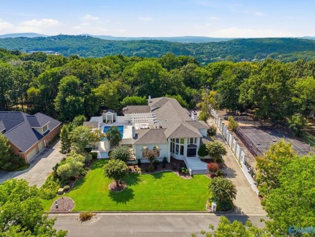 2712 Trailway Rd SE, Huntsville, AL 35801