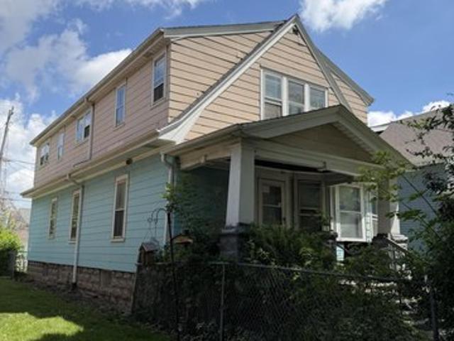 2712 W Auer Ave, Milwaukee, WI 53216