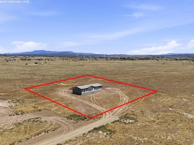 27139 N Kingdom Ct, Paulden, AZ 86334