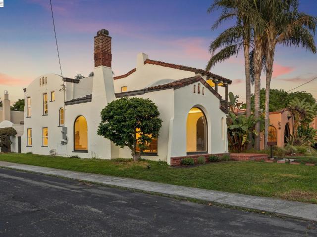 2713 Calhoun St, Alameda, CA 94501 | MLS #41130 | Compass