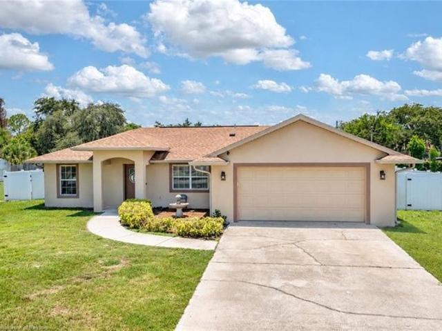 2713 Dolphin Dr, Sebring, FL 33870