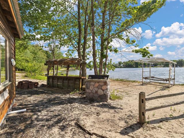 2713 E White Lake Drive