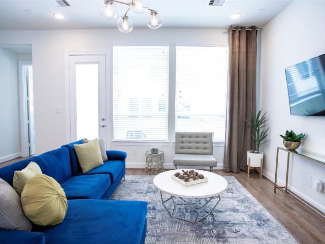2713 EaDo Edge Court