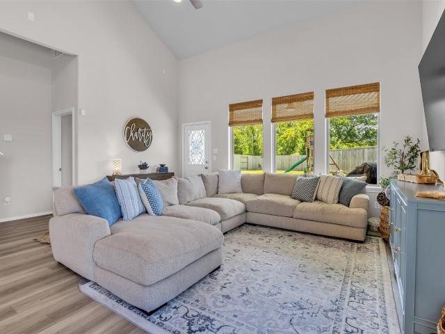 2713 Jumeirah Lane