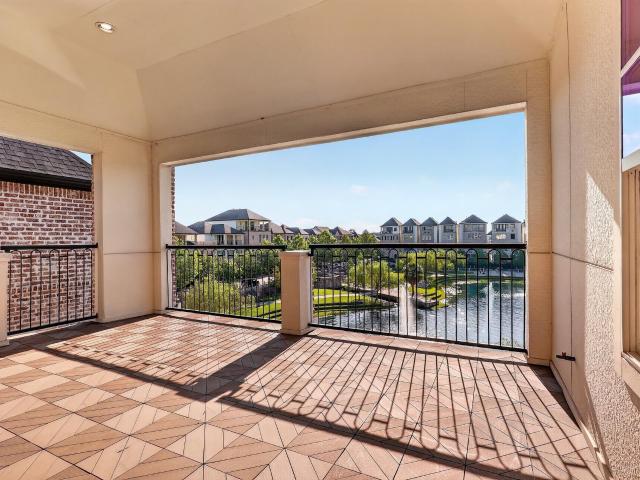 2713 Kinsley Oaks Drive
