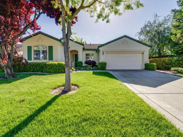 2713 Robinson Creek Ln, Elk Grove, CA 95758 | MLS #226052