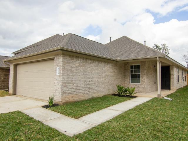 2713 S Lina Ct, Conroe, TX 77301 | MLS #55637 | Compass