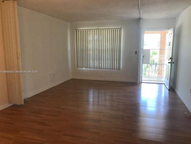 271 177th St NW #B 210, Miami Gardens, FL 33169