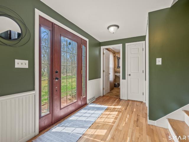 271 Chestnut Hill Rd, Killingworth, CT 06419 | MLS #24163 | Compass