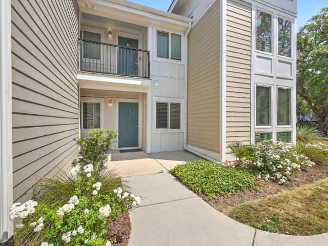 271 Alexandra Drive 6