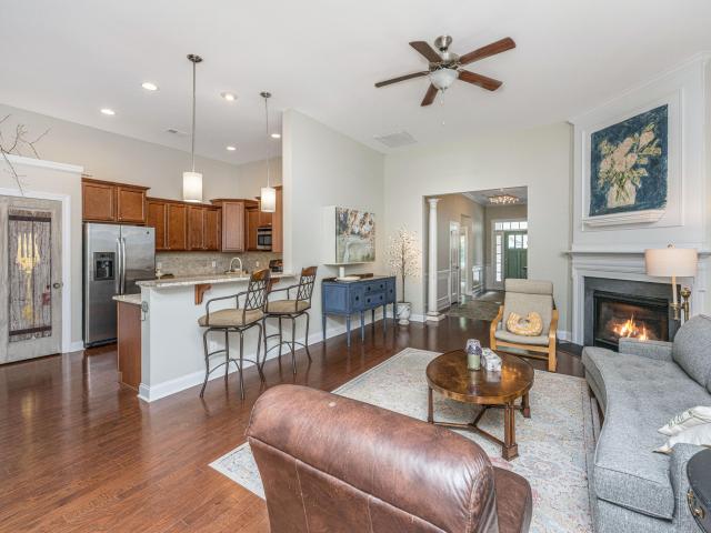 271 Bateaux Drive