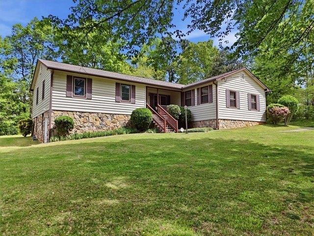271 Deidra Dr SE, Mableton, GA 30126