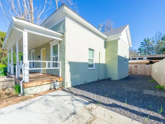 271 E 8th St, Chico, CA 95928 | MLS #SN26051 | Compass