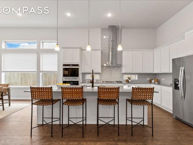 271 Eclipse Dr 67, Austin, TX