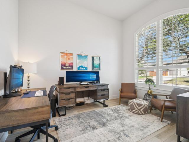 271 Egret Ln