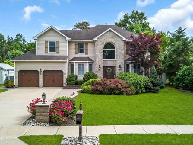 271 Kettle Creek Rd, Toms River, NJ 08753