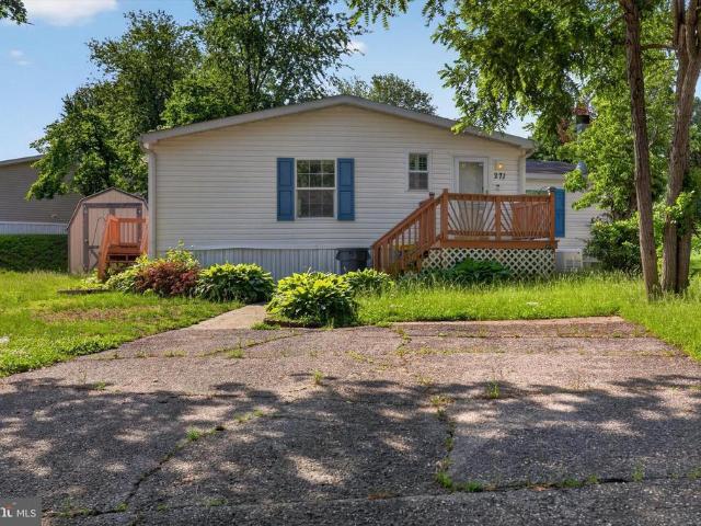 271 Janet Ct