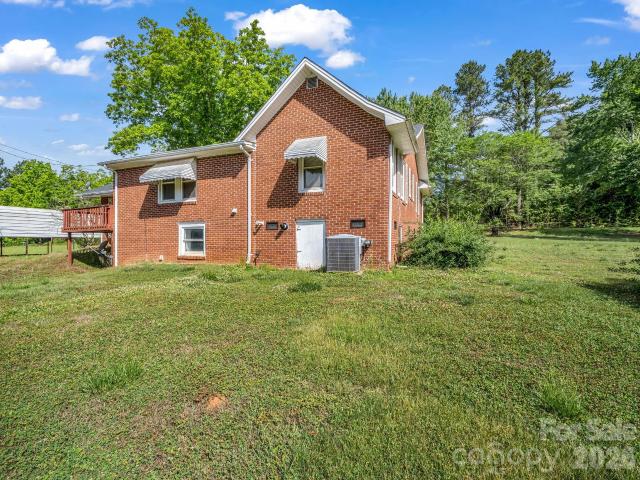 271 Old Ballpark Road