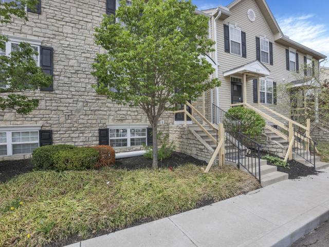 271 Oxford Oak Drive