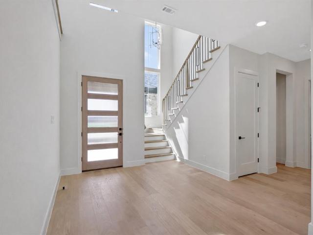 271 Lantern Ridge Drive