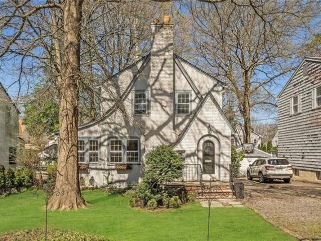 271 Madison Rd, Scarsdale, NY 10583