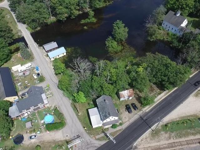 271 Main St, Wakefield, NH 03887