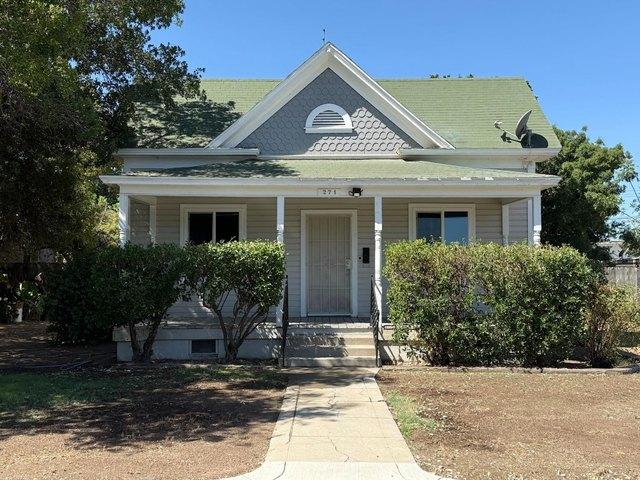 271 N I St, Dinuba, CA 93618
