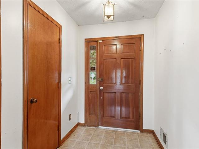 271 Sabrina Court