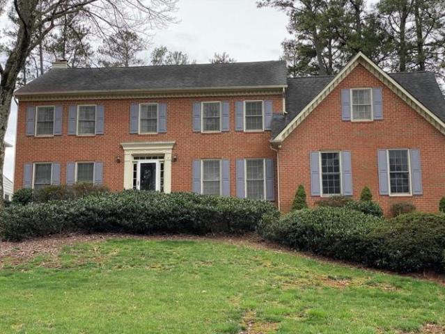 271 Sarah Ln, Lawrenceville, GA 30046
