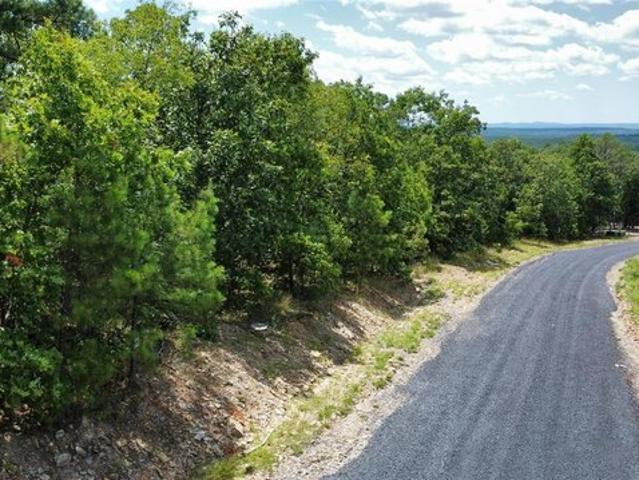 271 Sierra Vista Trl, Broken Bow, OK 74728