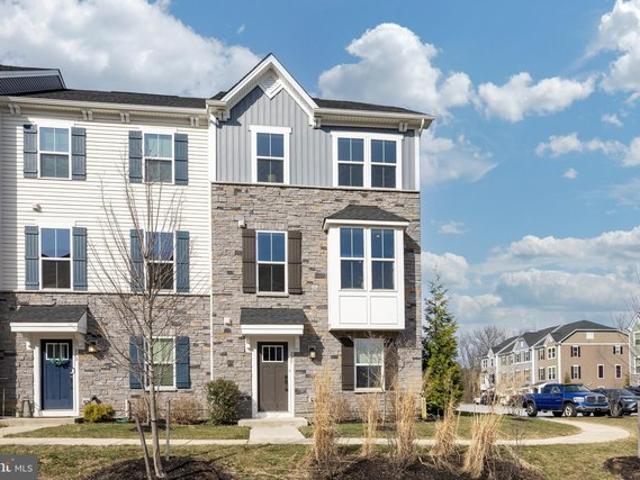 271 Sugar Maple Sq, Downingtown, PA 19335