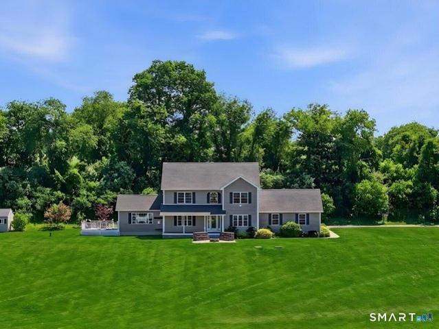 271 Putnam Rd, Pomfret, CT 06259