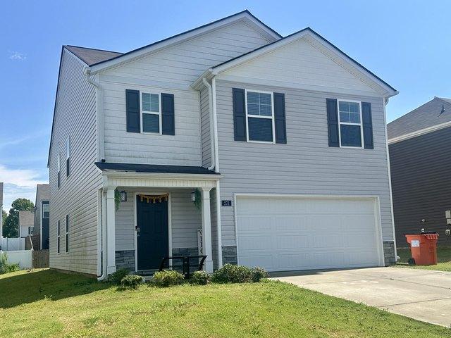 271 Quarter St, Rossville, GA 30741
