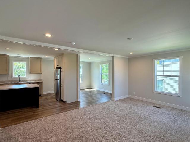 271 W Walnut Street